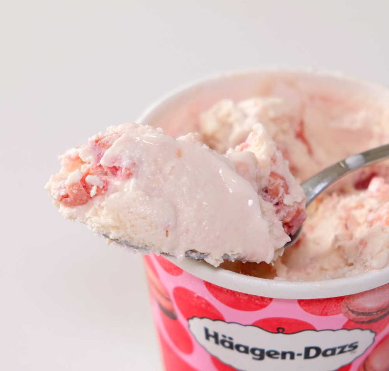 Review Of Haagen-Dazs Macaron Strawberry & Raspberry Ice Cream - Scoop Club