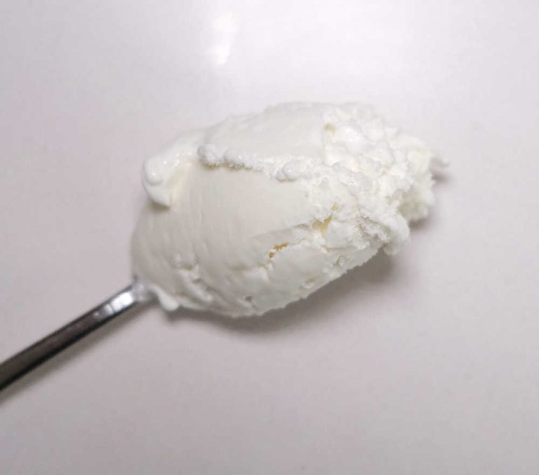 Review Of Peters Original Vanilla 2L - Scoop Club