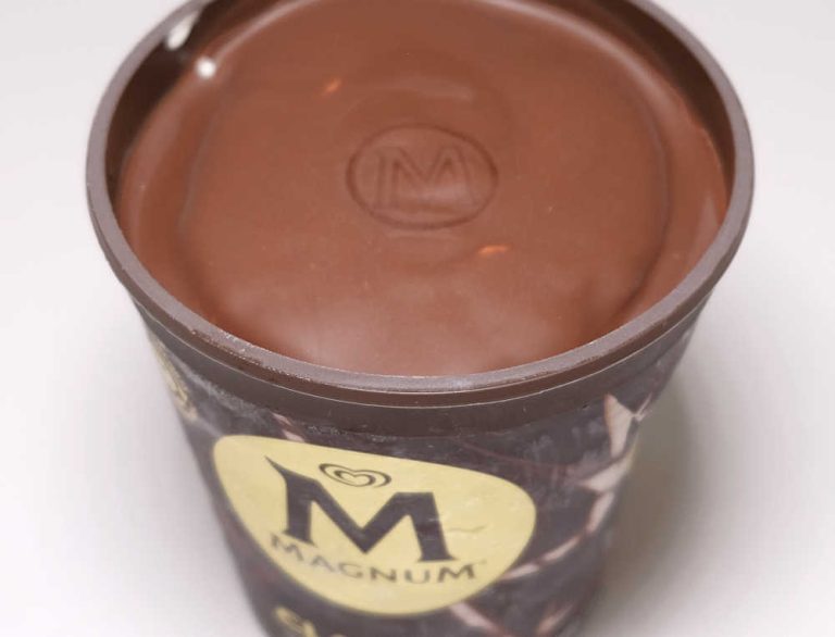 Review Of Magnum Classic Ice Cream 440ml - Scoop Club