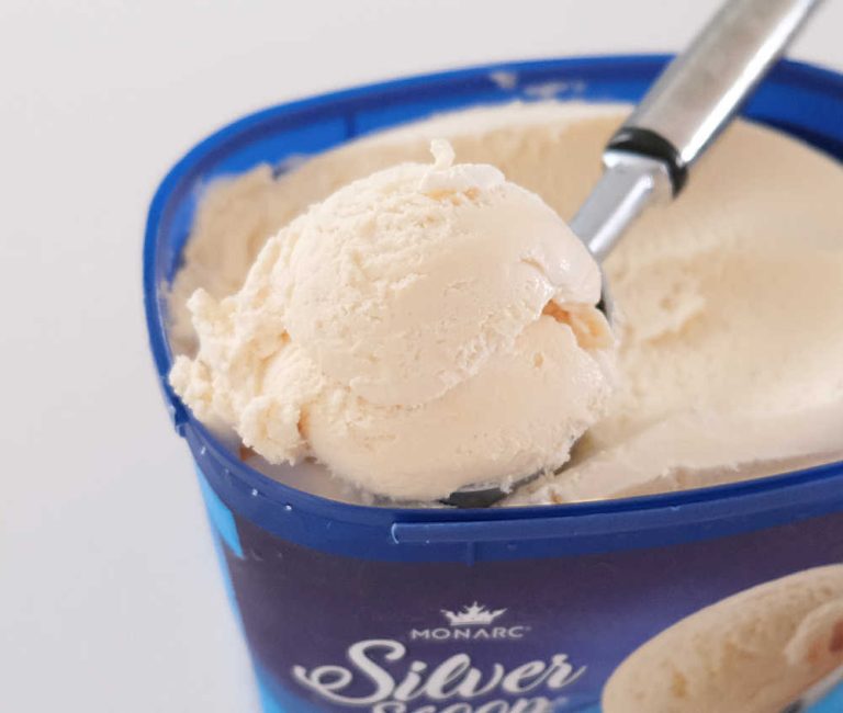 Review Of Monarc Silver Scoop Vanilla Ice Cream 2L - Scoop Club